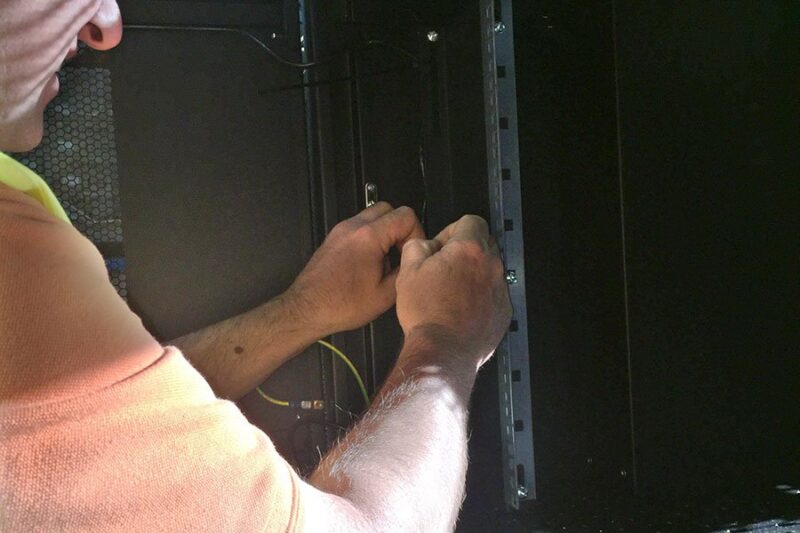 Rack Deployment - EDP Data Centre Solutions