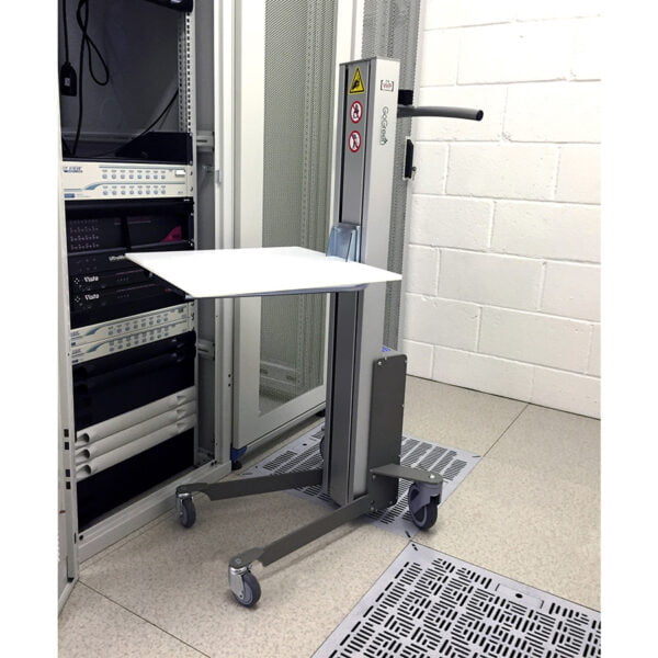 Server Lifters | Easier Lifting & Installing of IT Equipment - EDP Europe