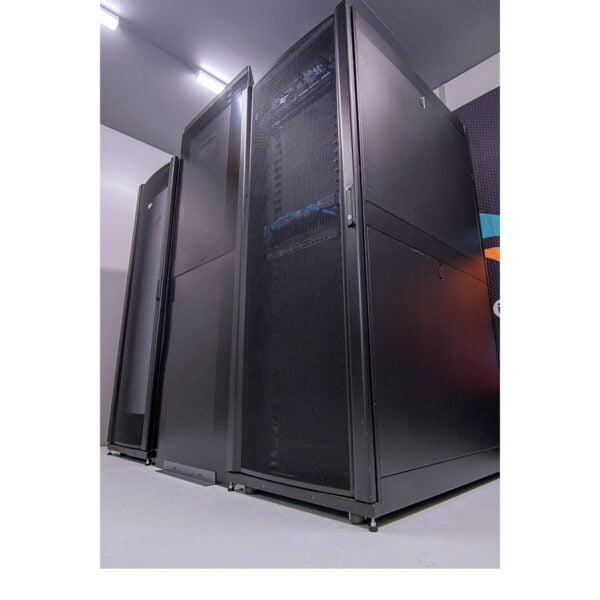 EziBlank Wall (EZIWALL) Rack Replacement Panels - EDP Europe
