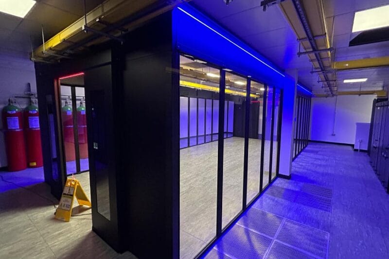 Aisle Containment Systems From EDP Europe | Data Centre Services